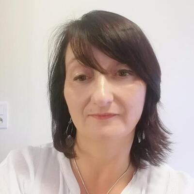 Isabelle Doulcet, biographie, publications et bibliographie | Éditions Retz